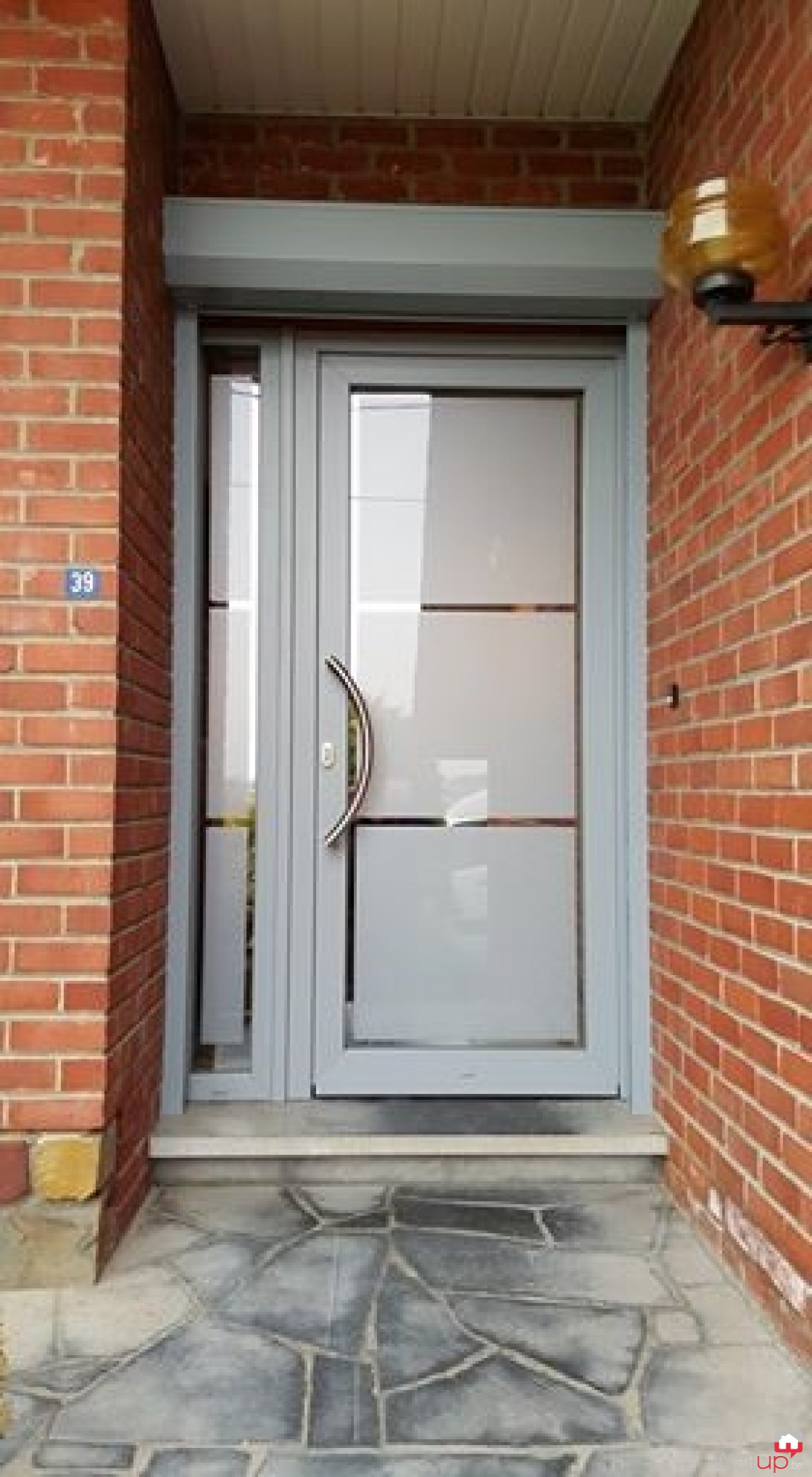 Pose d'une porte d'entrée en pvc avec dv… à Tournai par Menuiserie ...