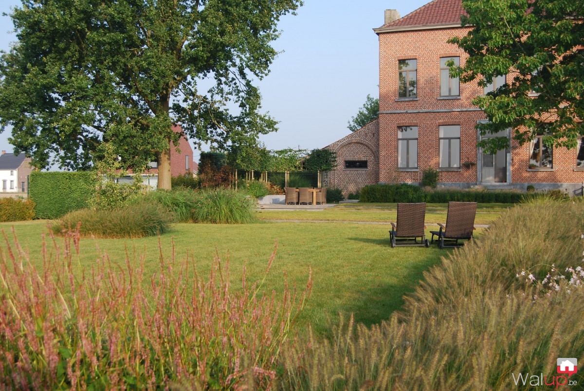 Jardin de campagne structuré à Région de Celles par Actual Garden sprl